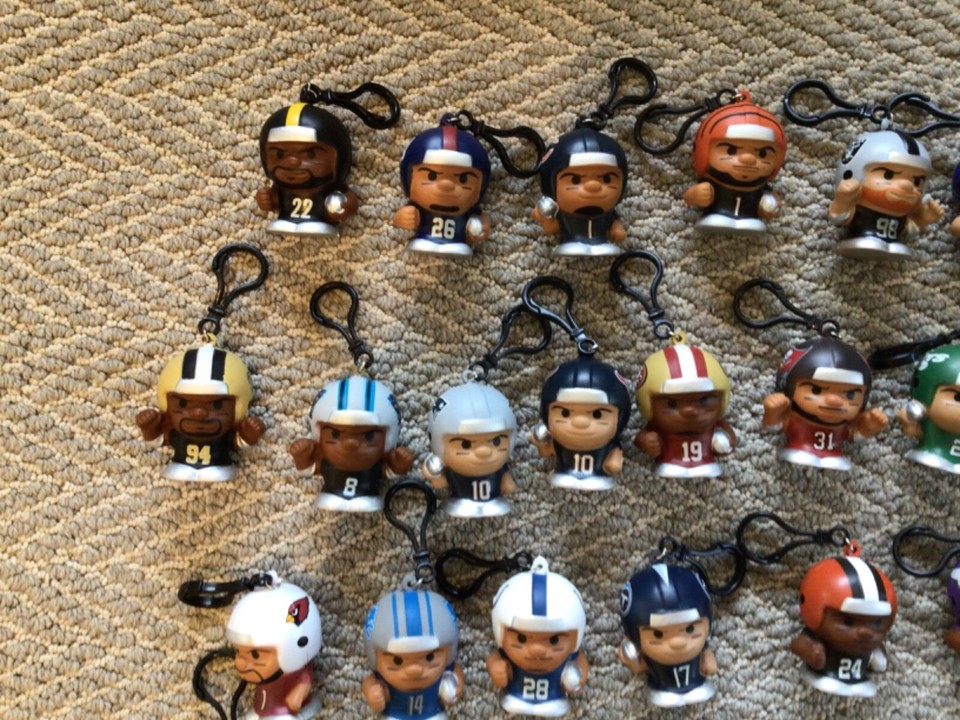 2023 NFL Squeezy Mates (YOU CHOOSE) 2.5" Squishy Keychain Football ...