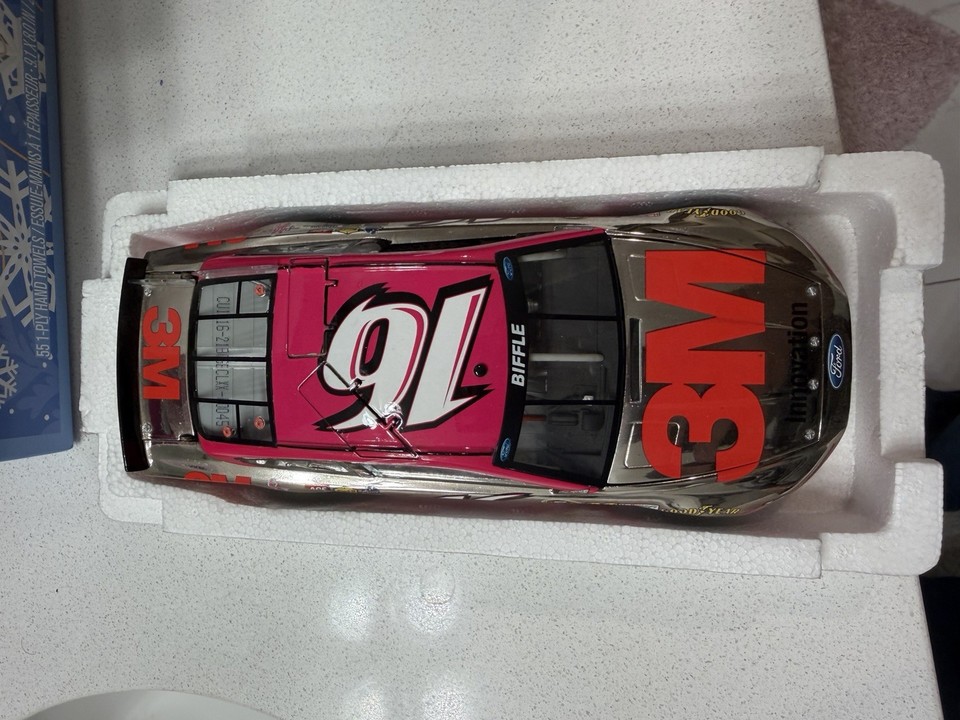 Greg Biffle #16 3M Pink 2013 Fusion Color Chrome 1of 48 | eBay