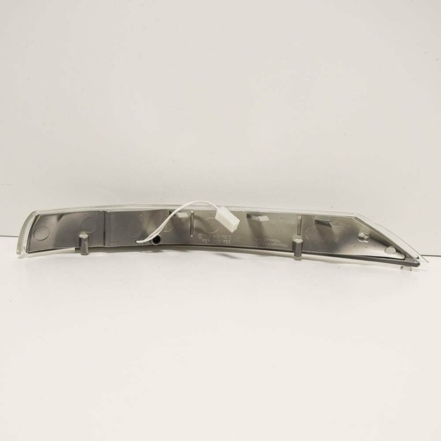 Genuine Volkswagen Touareg Right Mirror Turn Signal Indicator ...