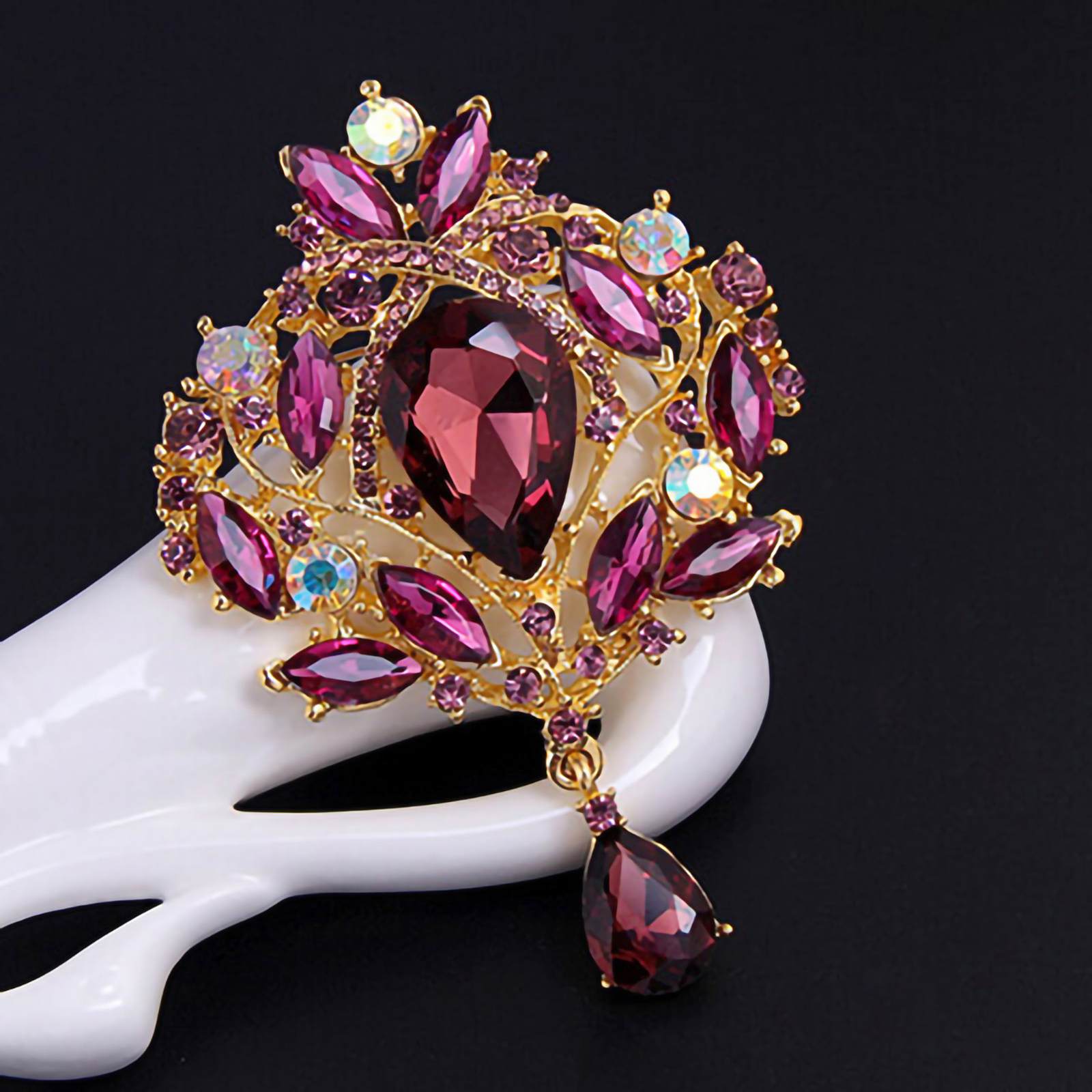Brooch Pin Water Drop Not Easy to Fade Fashion Brooch Pin Rhinestones ...
