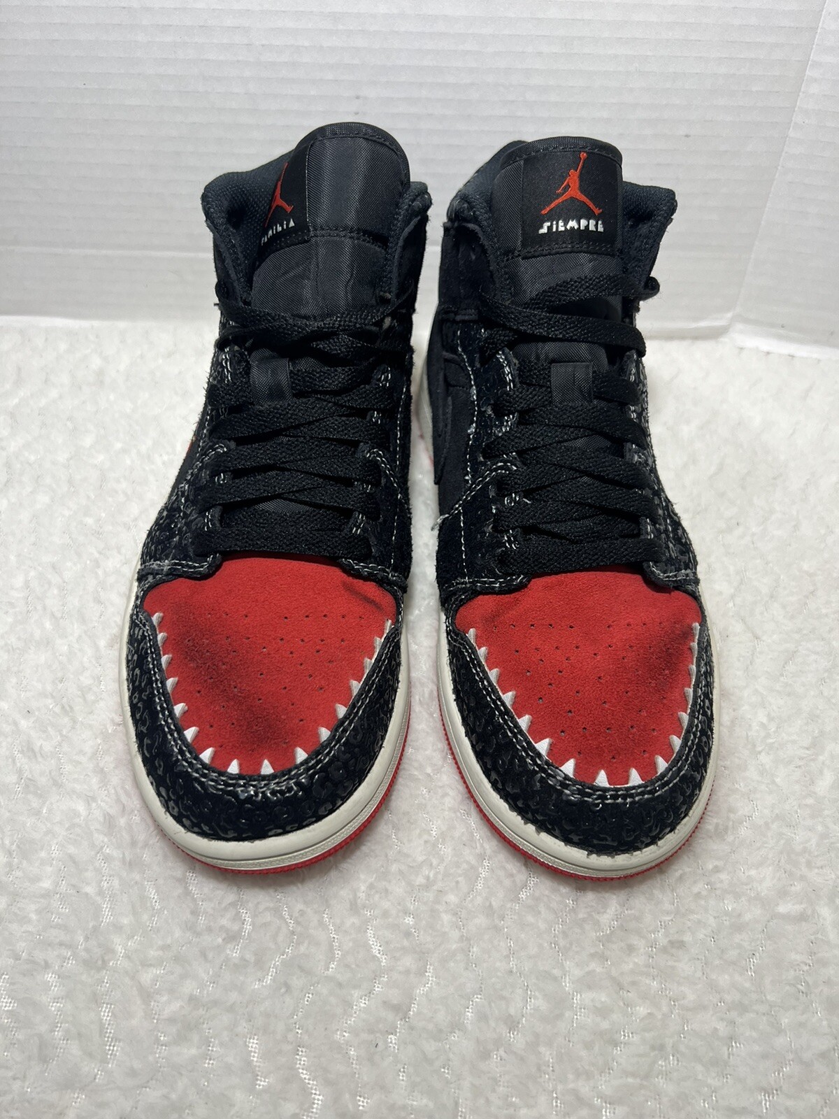Nike Air Jordans 1 Mid SE Siempre Familia 2021 Sneake… - Gem