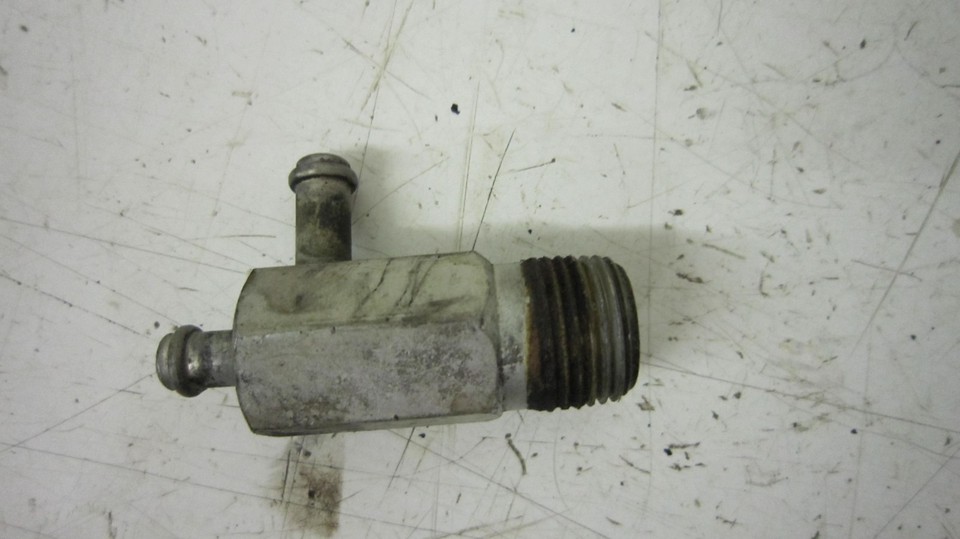 Chevy 305 350 5.7L TBI Intake Manifold Vacuum Fitting 1987-1995 305 ...