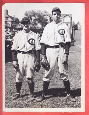 1931 CHICAGO CUBS GLOSSY TYPE 1 MIKE KREEVICH, BUD TEACHOUT | eBay