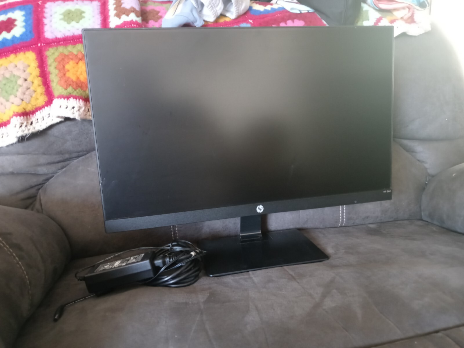 HP 24M 23.8'' FHD IPS LED Ultra Thin Bezel Widescreen Monitor - Black ...