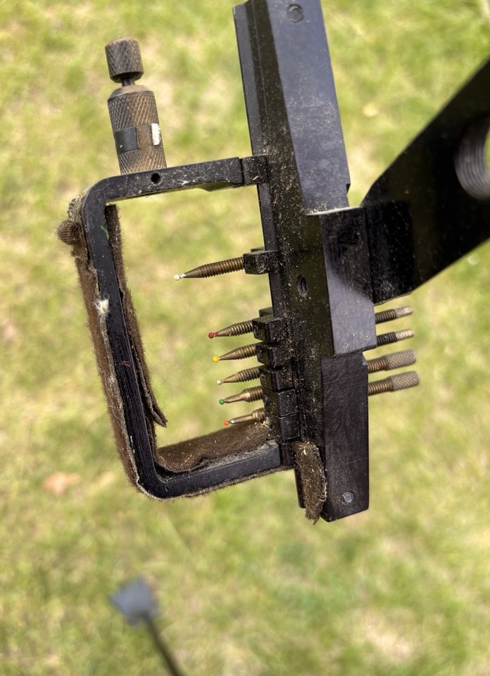 Bear Alaskan Archery Vintage Compound Bow Overdraw Rest Sight | eBay