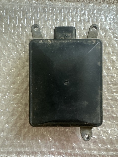 2013 - 2017 Cadillac XTS Left Blind Spot Driver Assist Module Computer ...