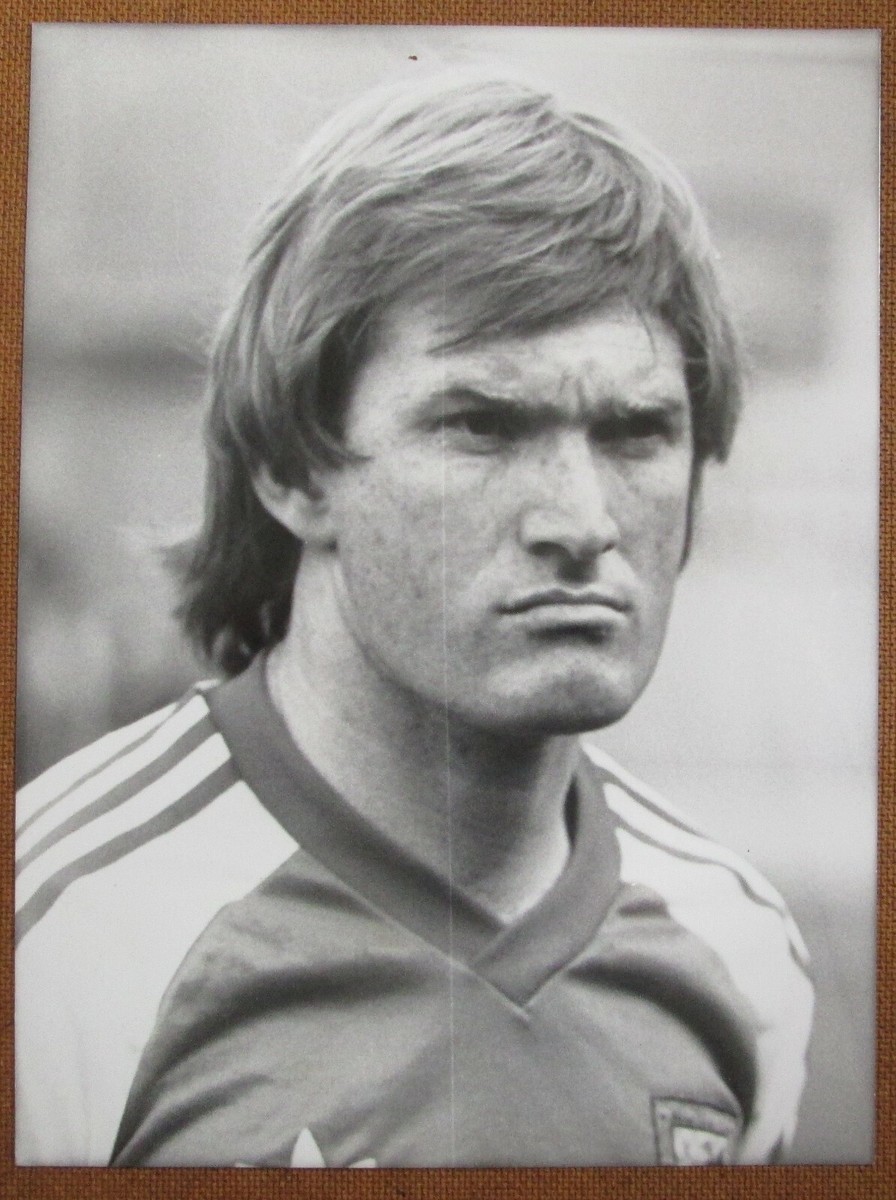 James Wales's Instagram, Twitter & Facebook on IDCrawl