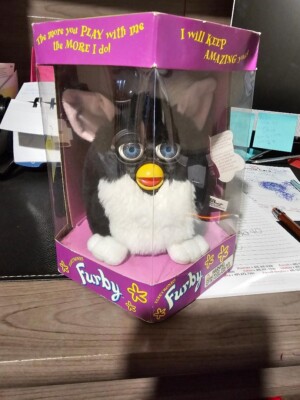 Original 1998 1st Gen Skunk Furby Black White Tuxedo Pink Ears Eyes 70 ...