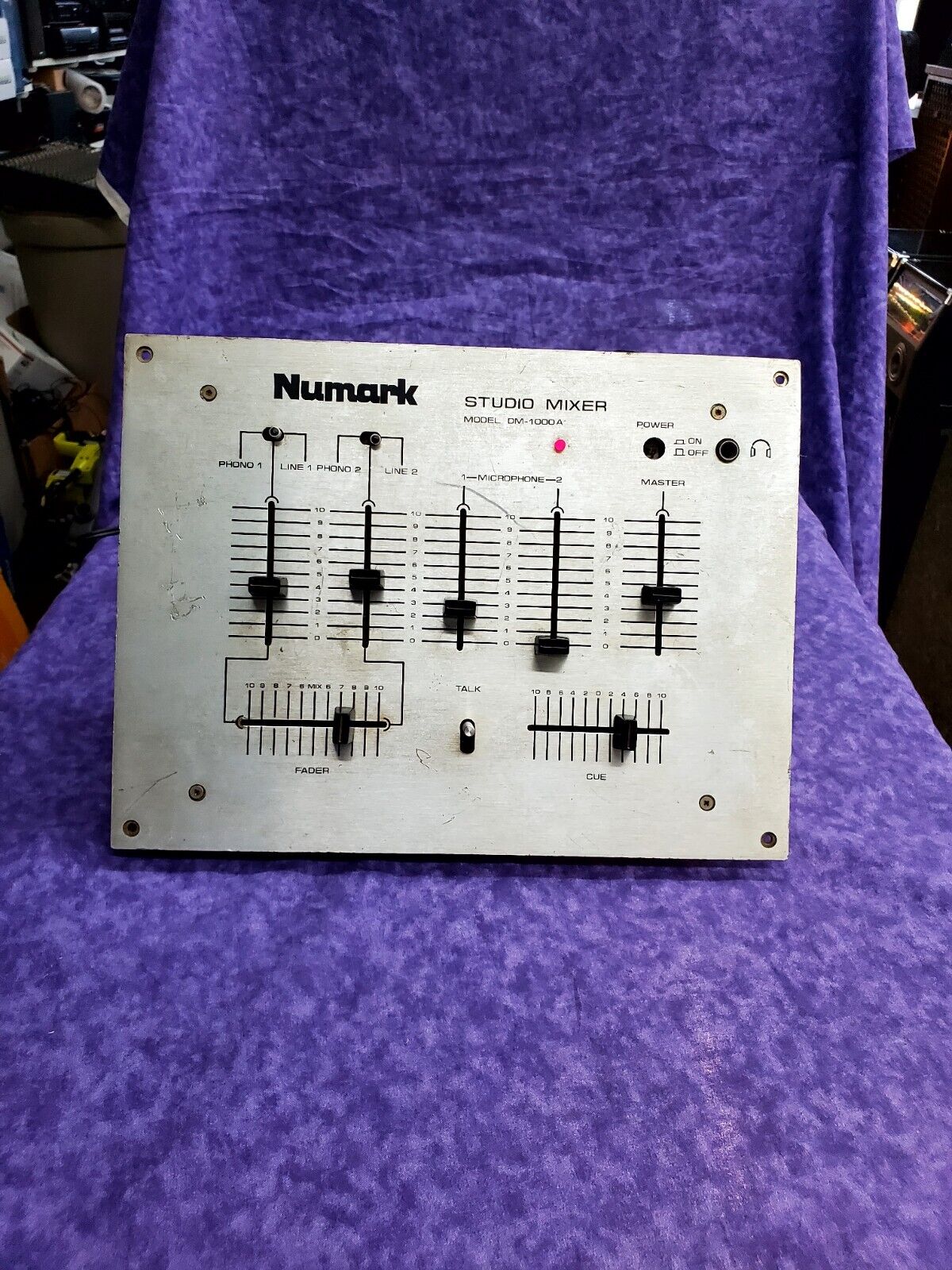 💥VINTAGE💥 NUMARK STUDIO MIXER DM-1000A 1970s -1980s Old School 💥 ...