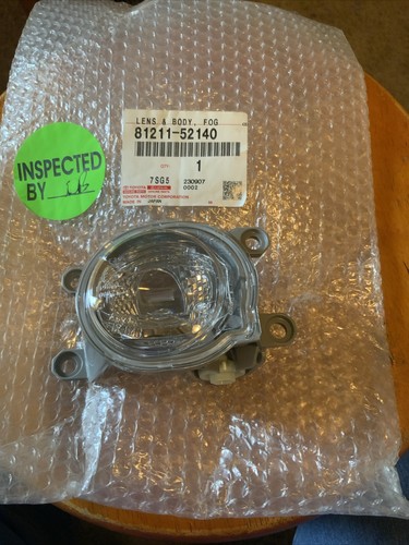 8121152140 OEM 21-23 Toyota Rav4, Corolla, C-HR Fog Lamp Lens & Body | eBay
