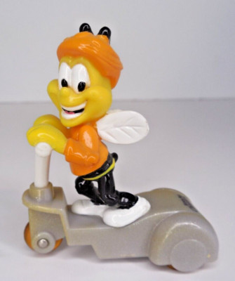 2001 Honey Nut Cheerios Cereal Buzz the Bee On Scooter Pull Back Toy | eBay