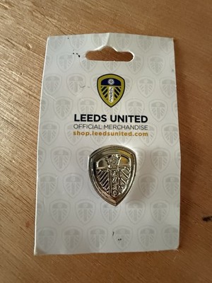 OFFICIAL LEEDS UNITED SILVER PLATED CREST PIN BADGE**NEW** | eBay UK