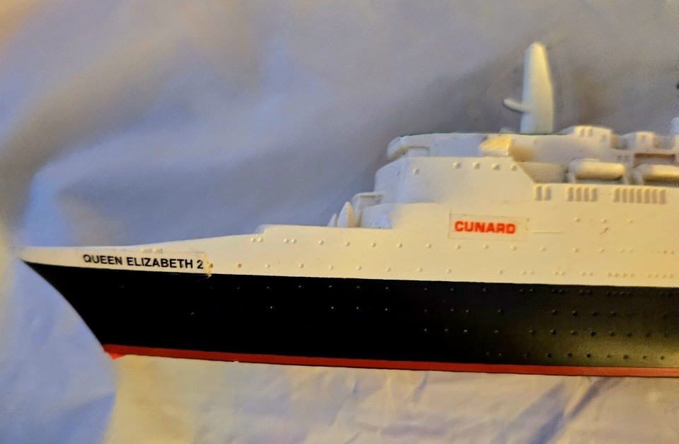 CUNARD LINE MS QUEEN ELIZABETH 2 TRAVEL AGENCY DISPLAY 1/1771 BY ...