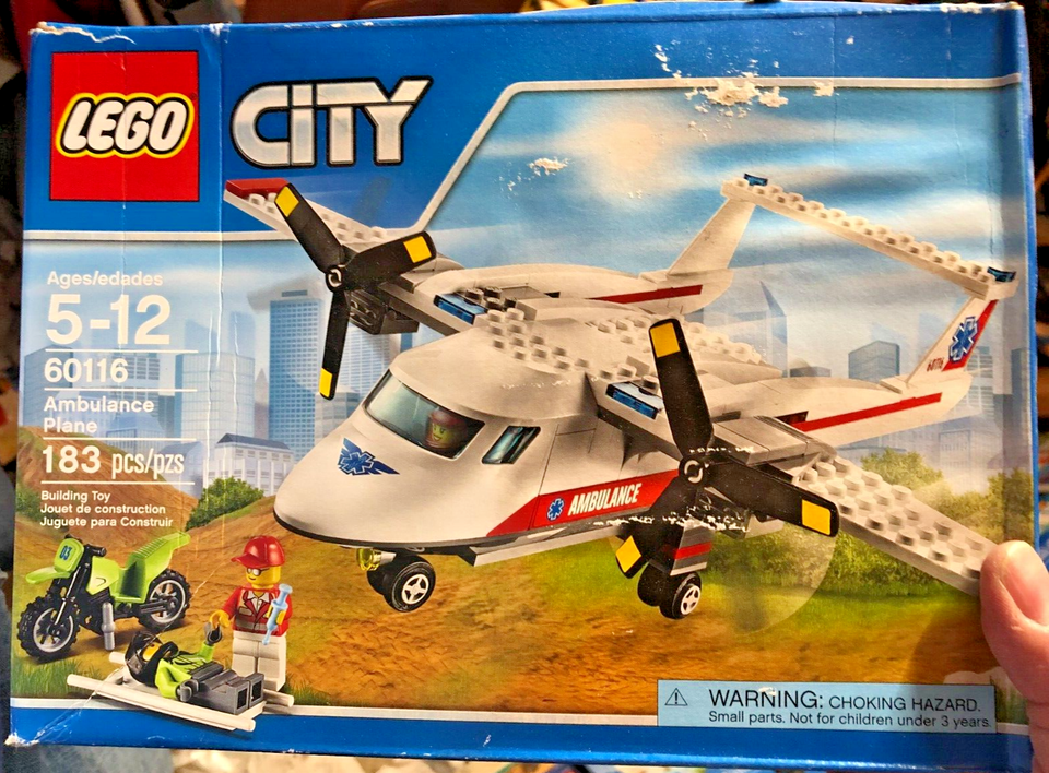 60116 AMBULANCE PLANE lego city town DAMAGED police EMS airplane legos ...