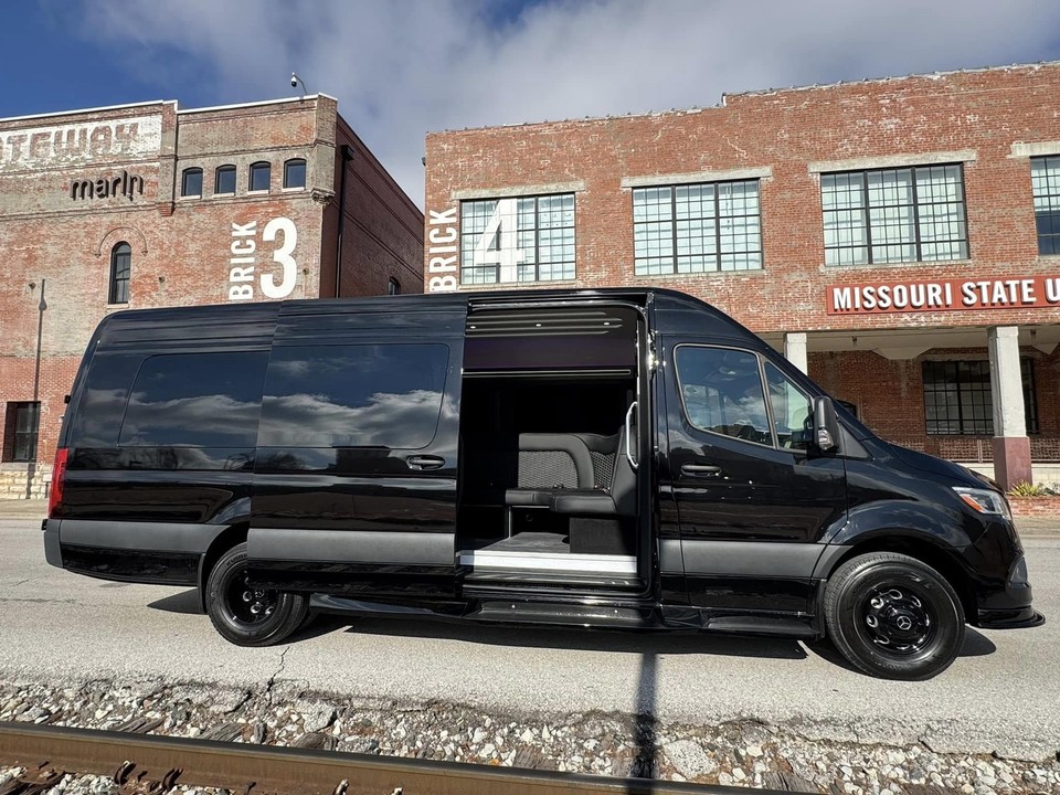 2025 Mercedes-Benz First Class Customs Limo Limousine VIP | eBay