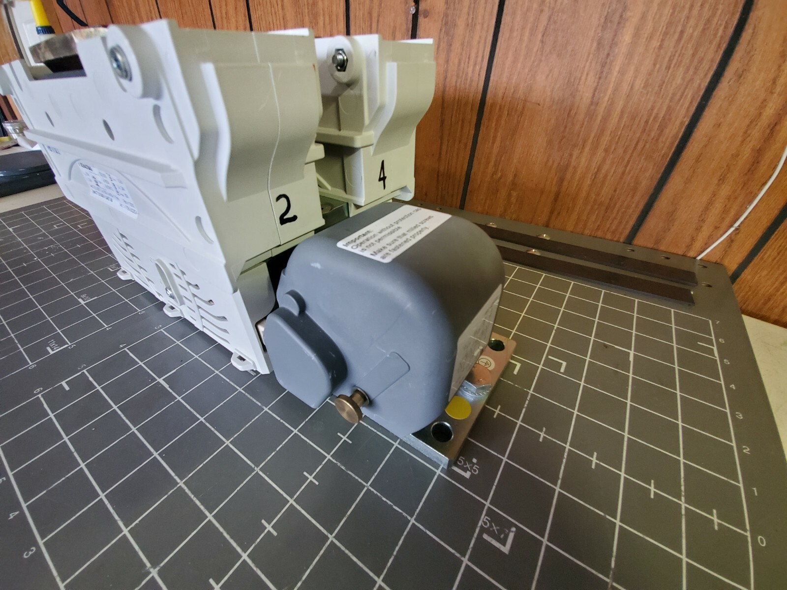 Schaltbau 1500V 450A 2 Pole High Voltage Contactor, Type CT1215/08 H 24 ...