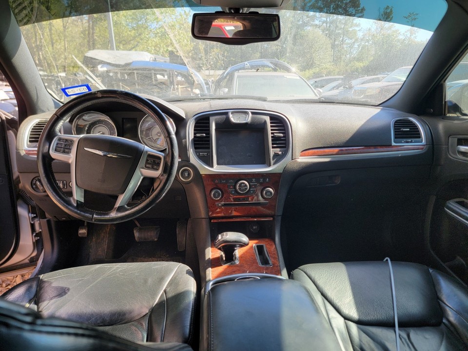 2012 Chrysler 300 UPPER LEFT GRAB HANDLE BAR (Ident : 1RV73 TRM AB) OEM ...