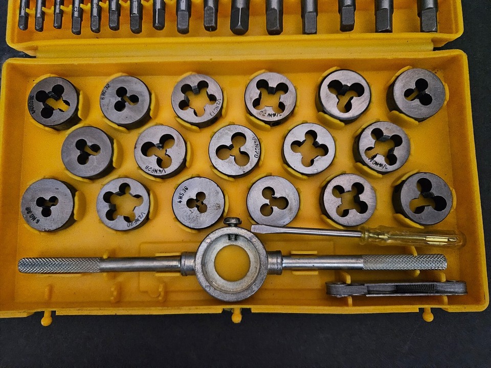 40 PC TAP & DIE SET NATIONAL COARSE & FINE & PIPE COMBINATION THREAD ...
