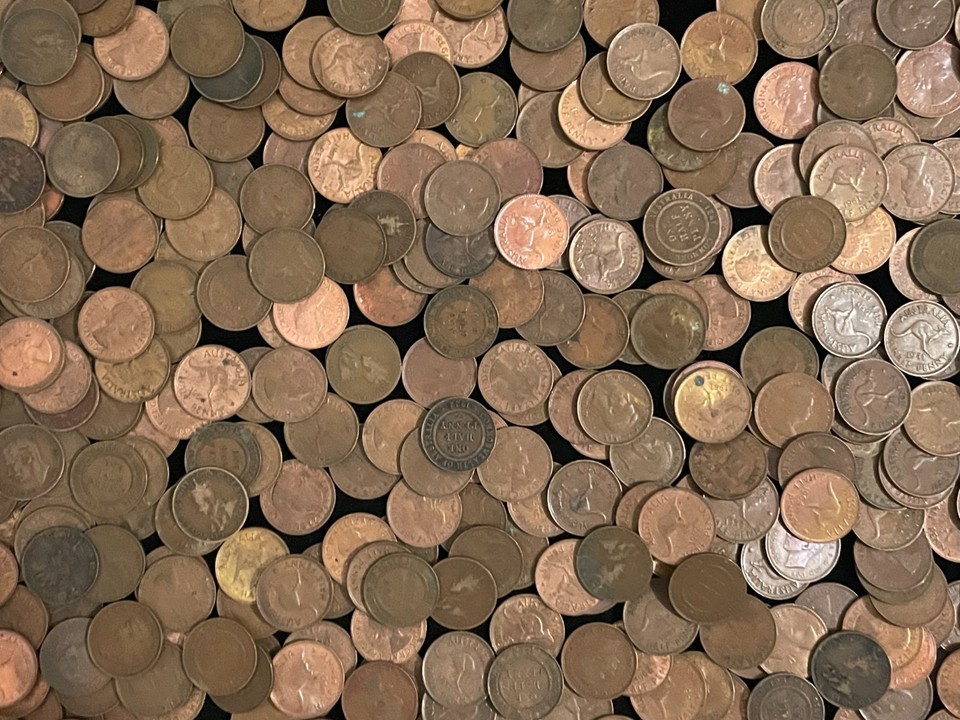 DECEASED ESTATE AUSTRALIAN HALF PENNY COINS ONLY BULK LOT COLLECTION 4. ...