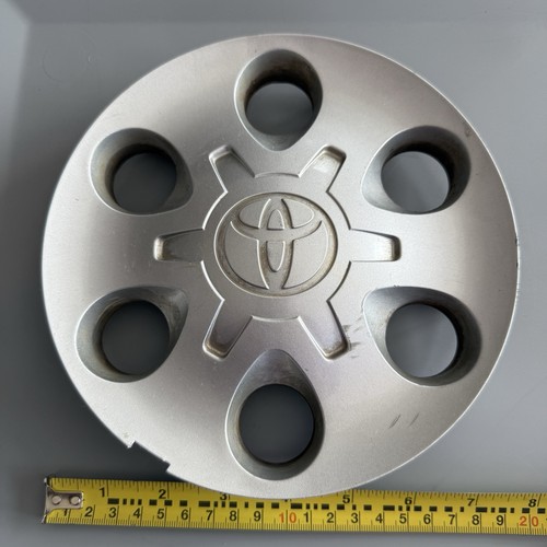 2000 - 2004 Toyota Tundra Sequoia Wheel Center Cap Silver 42603-0C030 ...