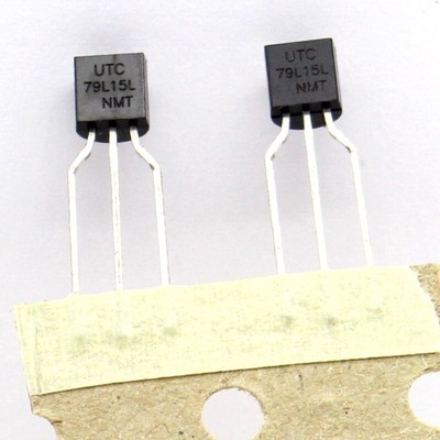 2x 79L15 - 79L15L UTC - Regulateur Tension -15V 0.1A - TO-92 - 207IC001 ...