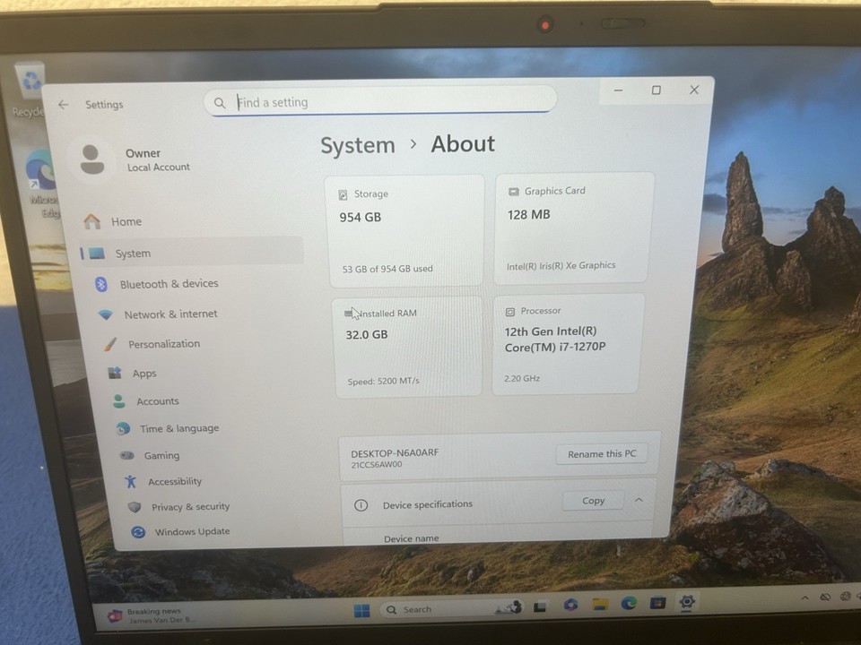 Lenovo X1 Carbon Gen 10, 12th Gen Core i7, 32GB RAM, 1TB SSD, Windows ...