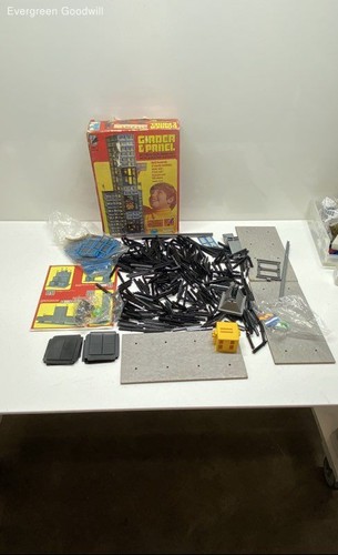 Vintage Kenner Girder & Panel Action Building Set | eBay