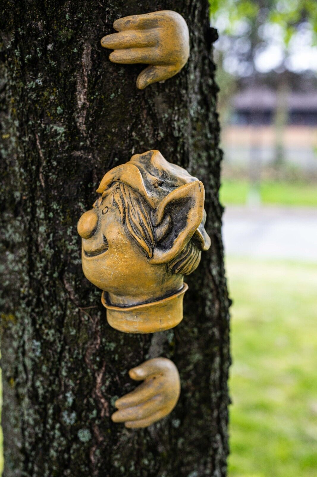 Garden Elf Tree Peeker Outdoor Trunk Decor Branch Hugger Ornament ...