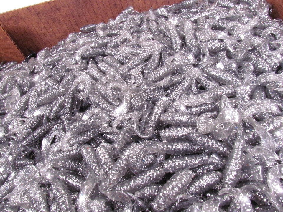 2.75lb (+/-) 2" Grub Sickle Tail Gray Silver Flake Soft Fishing Lure ...