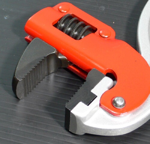 MCC Aluminum Corner Wrench CWVDA350 Jaw Size 15A~40A for PVC Cladding ...