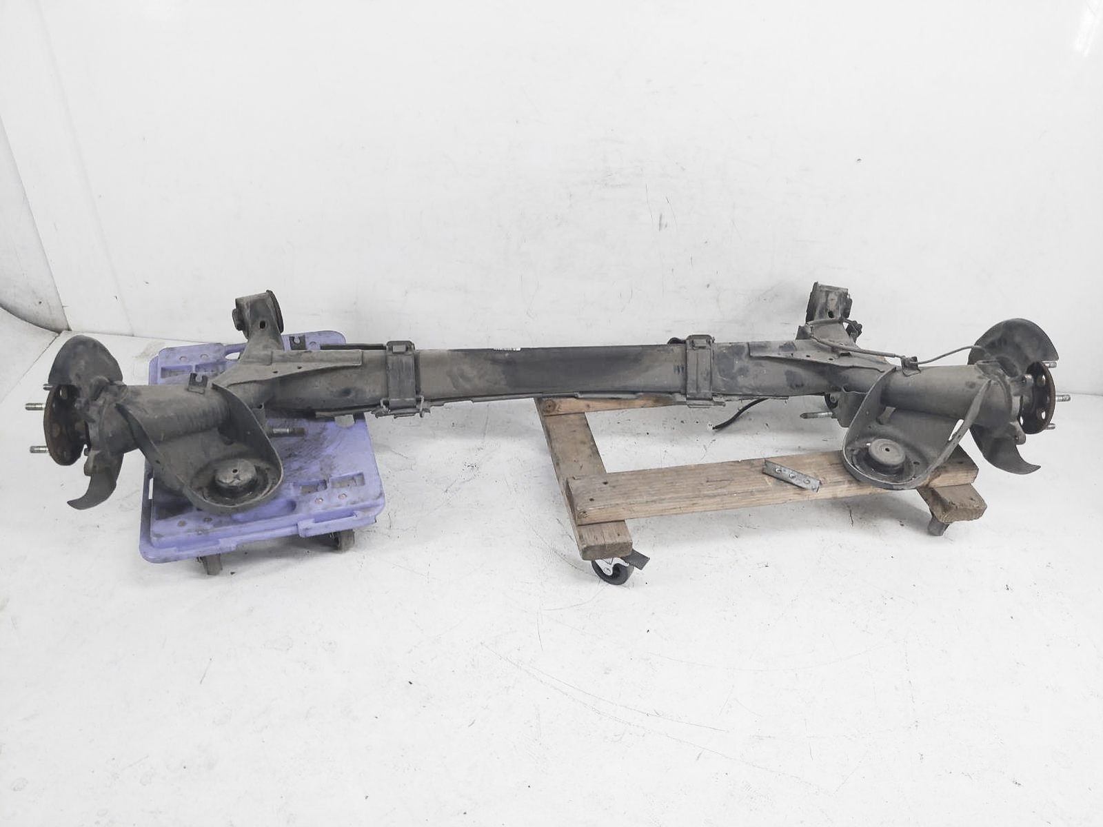 2012-2017 Hyundai Veloster Rear Loaded Axle Torsion Beam 55100-2V501 | eBay