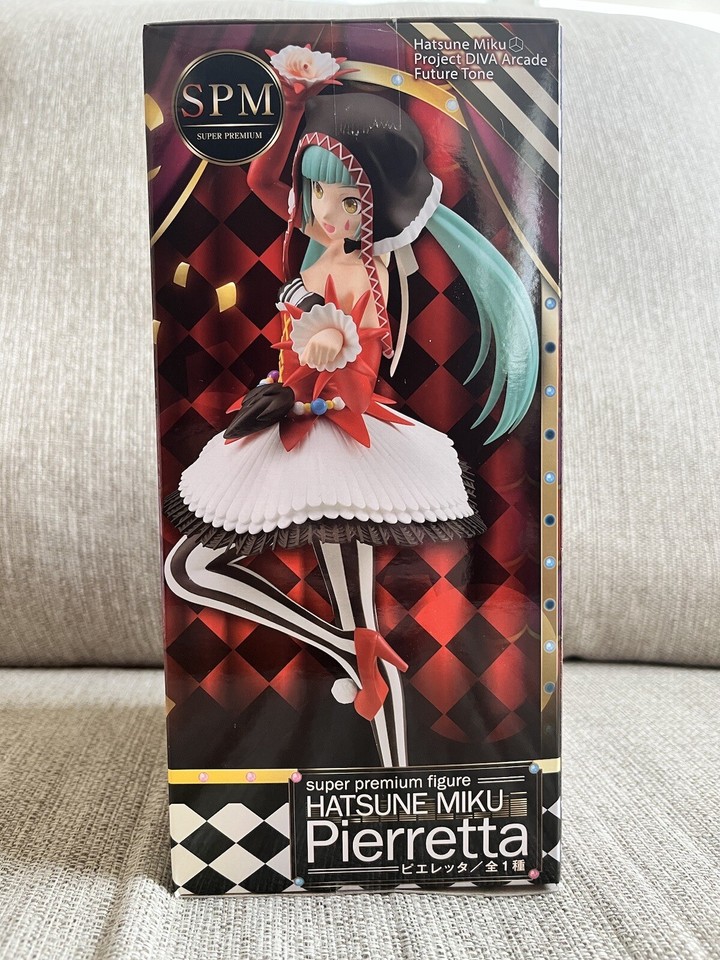 Hatsune Miku Super Premium Action Figure Pierretta, 9" | eBay