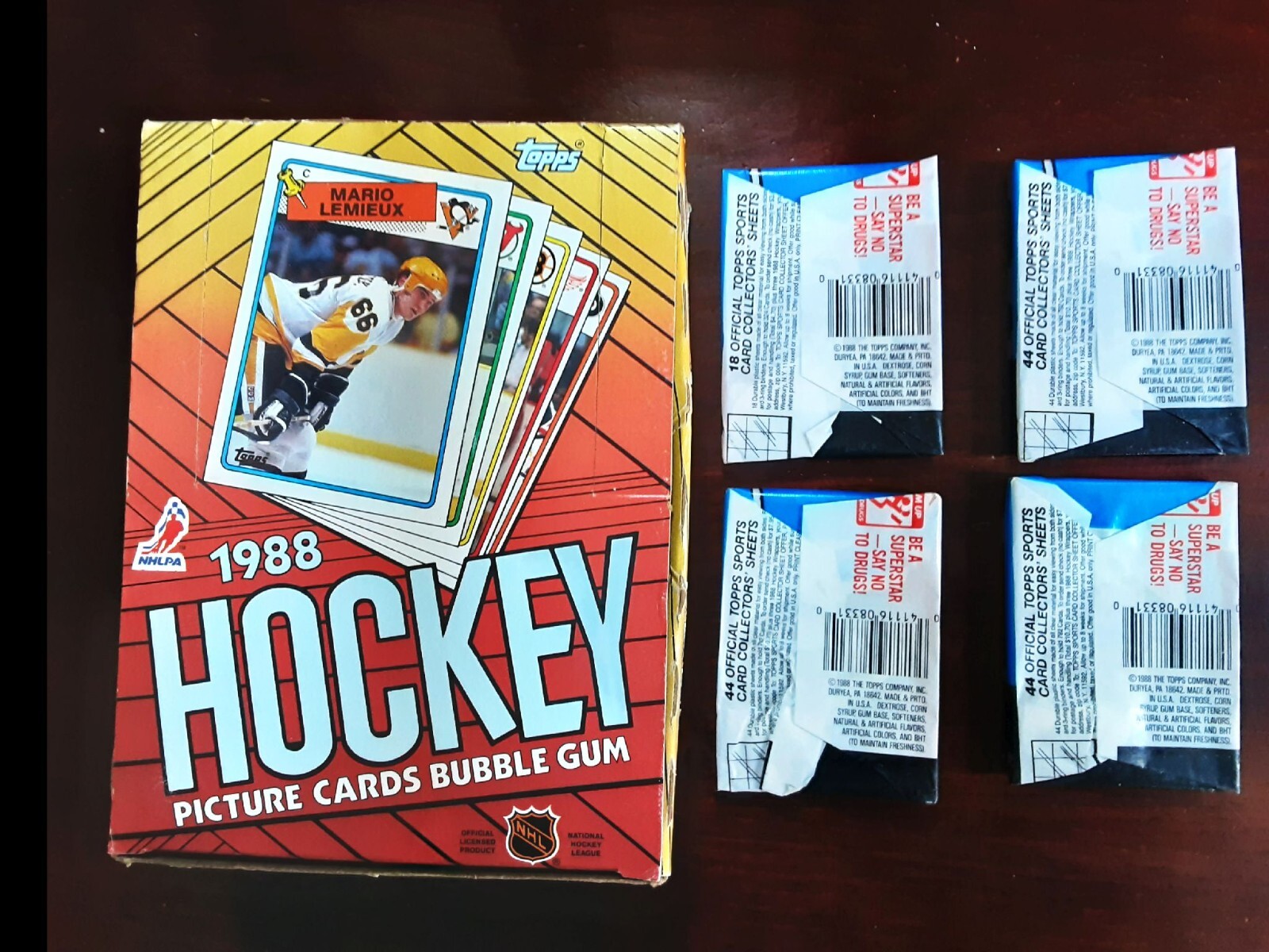 1988 Topps Hockey (1) Pack From Factory Box Brett Hull RC/B Shanahan RC ...