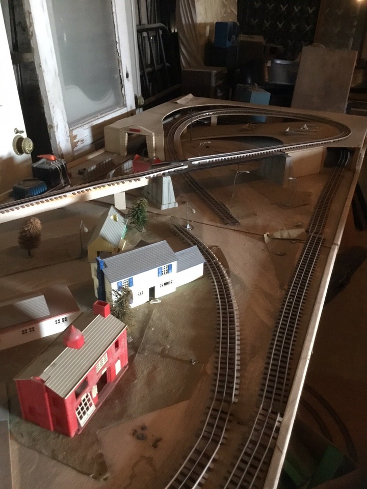 Vintage 0 Gauge Train Layout Diorama With Buildings and Track 4 foot by ...