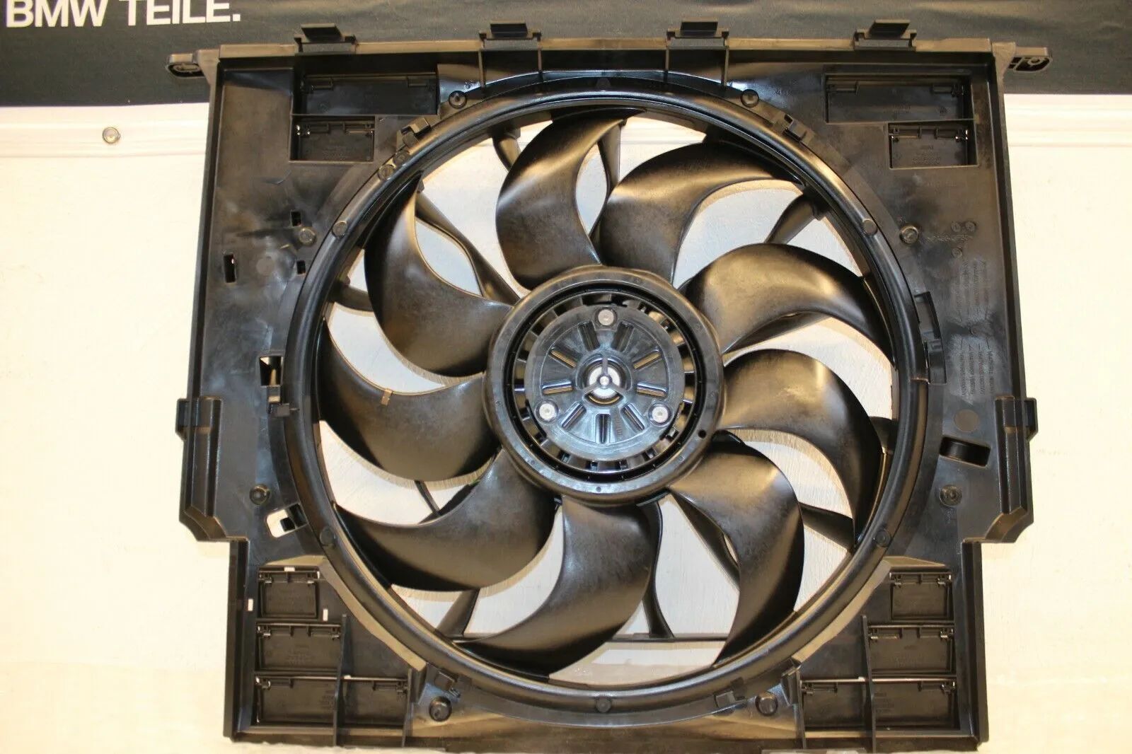 BMW G30 G31 G11 G12 Radiator Blower Fan 600w 17428472268 for sale ...