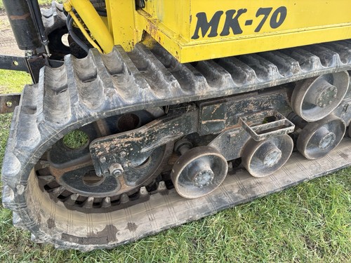 Morooka MK 70 Tracked Tractor For Post Knocker, Umbilical Cord Slurry ...