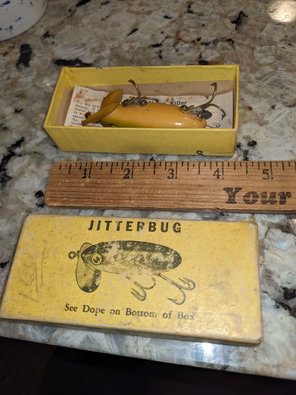 EARLY FRED ARBOGAST JITTERBUG LURE, WWII, FROG SKIN, PLASTIC LIP, W/BOX ...