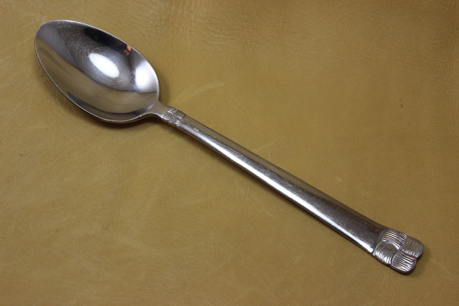 Heritage Silversmiths Stainless Silverware - LOVE KNOT - Soup Spoon | eBay