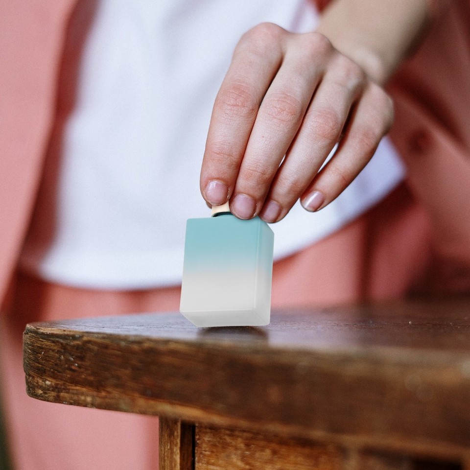 8 Pcs Empty Nail Gel Bottle with Brush Clear Cuticle Oil Refillable ...