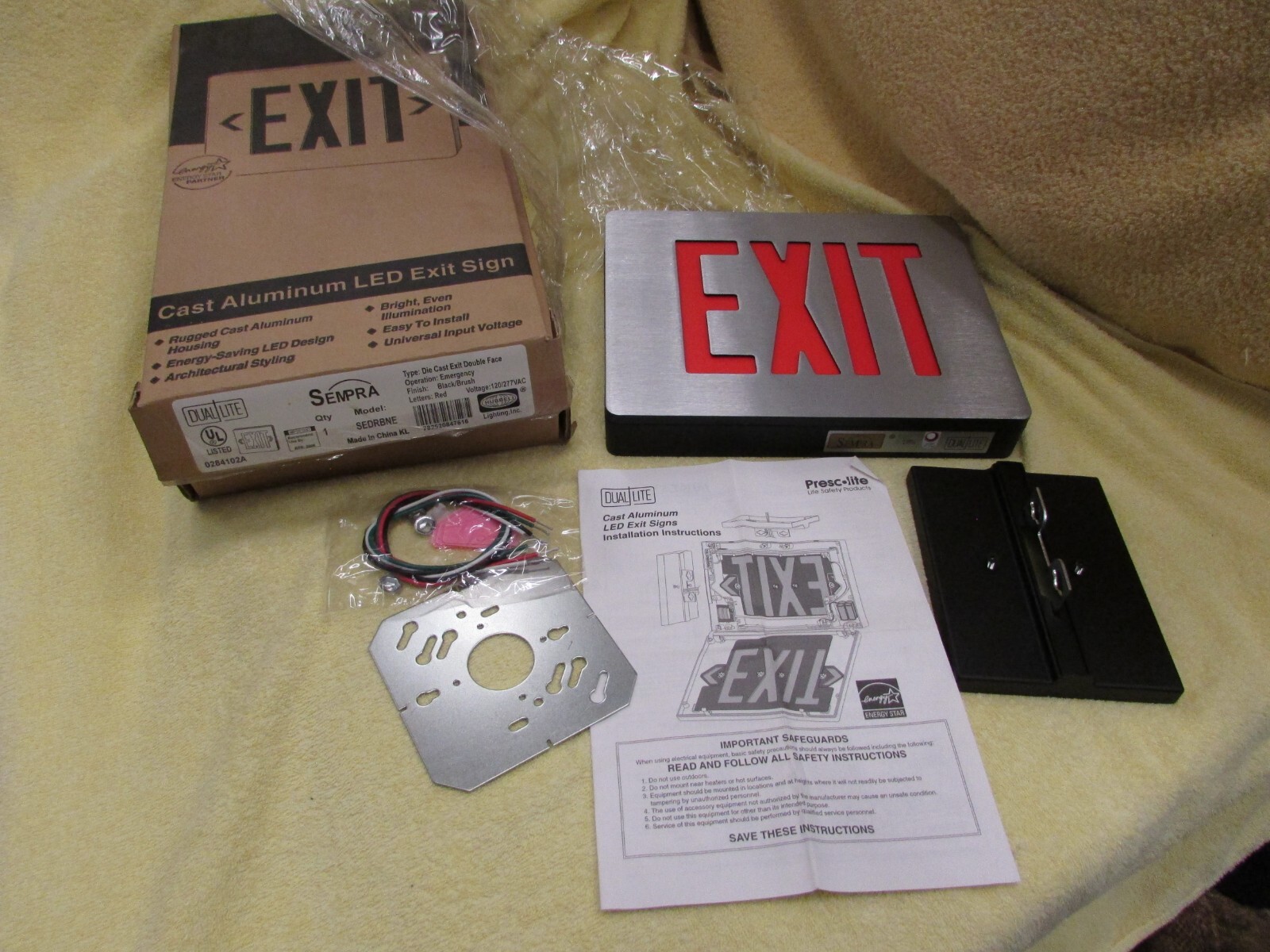 Hubbell SEDRBNE LED Exit Sign, 120/277V, Red, 6 Inch Letters, NOS, D5 ...