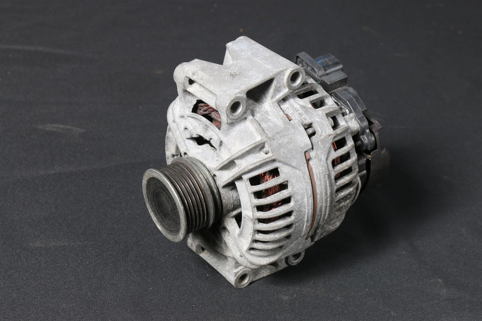 06B903016AB Audi A3 8P 2.0TFFSI 200PS A6 VW Golf Passat Alternator ...