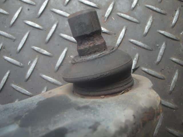 NISSAN Wingroad 2009 Front Left Lower Control Arm 54501ED00A ...