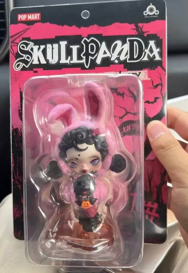 Authentic SKULLPANDA Halloween Visitors Cute Figure Toy Hot Gift New ...