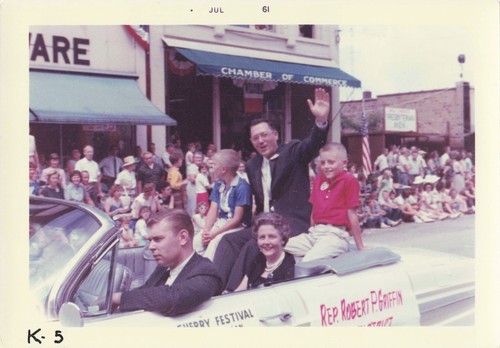 NW TRAVERSE CITY MI 61' CHERRY FESTIVAL PARADE Robert Griffin POLITICAL ...