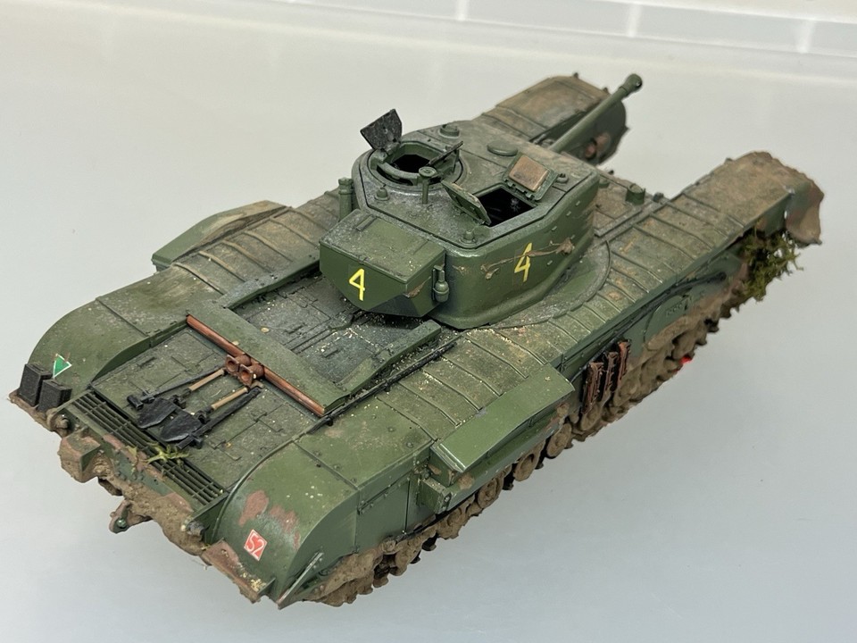 British Churchill Tank, 1/35 built & finished for display fine ...