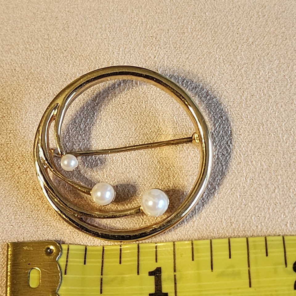 Vintage Monet Modernist Gold Tone 3 Pearl Wreath Pin Brooch MCM Circles ...