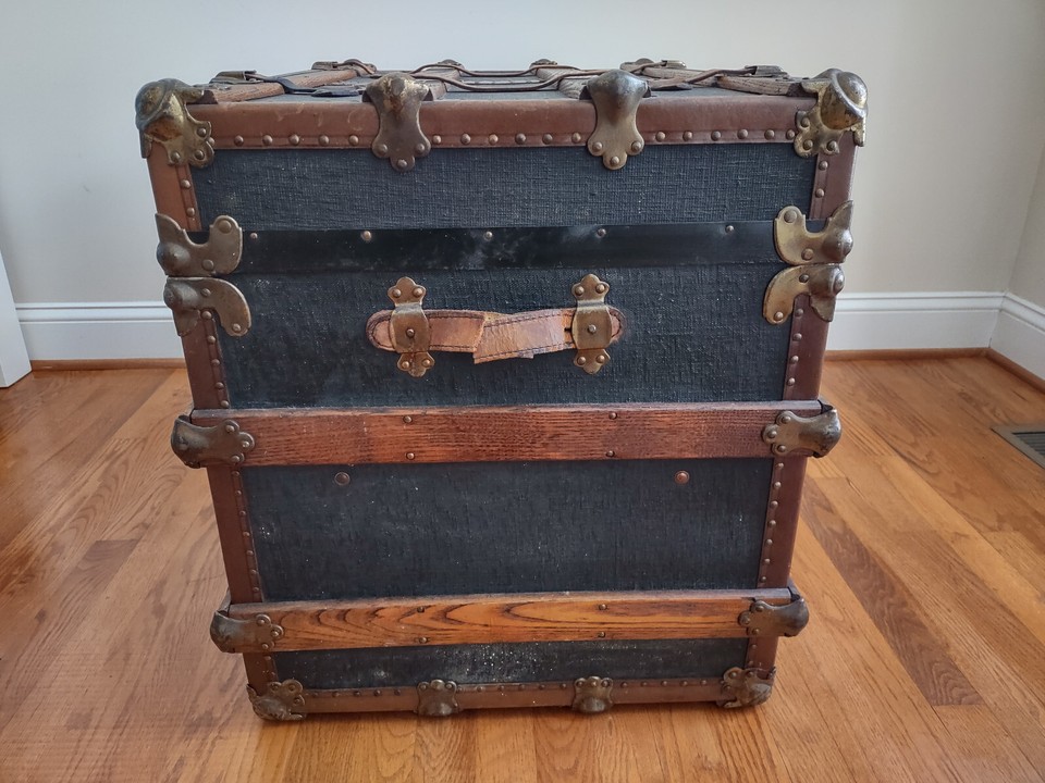 Vintage Belber Traveling Trunk with original inserts. | eBay