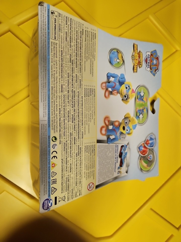 NEW Nickelodeon Paw Patrol Super Paws Mighty Twins Pup Lights Up With ...