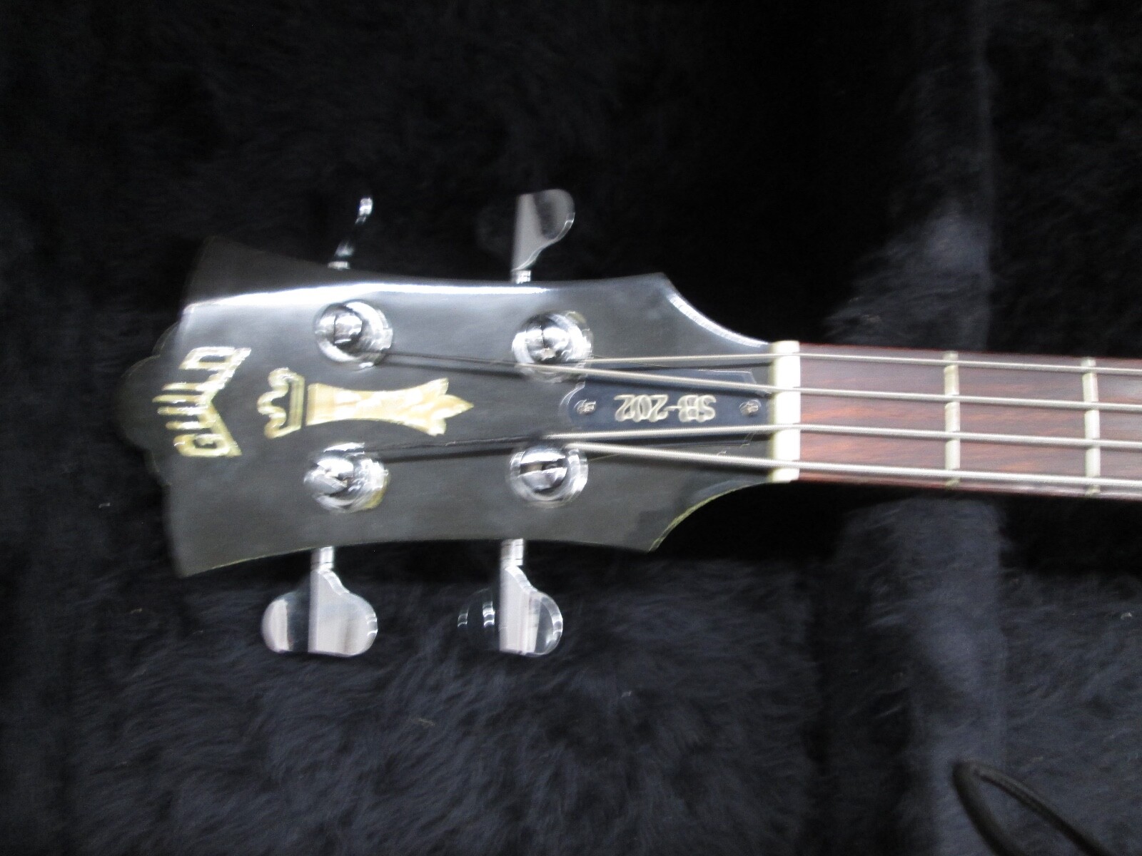 VINTAGE 1983 GUILD SB-202 Blue, Excellent, BASE GUITAR. W/ HARD CASE ...