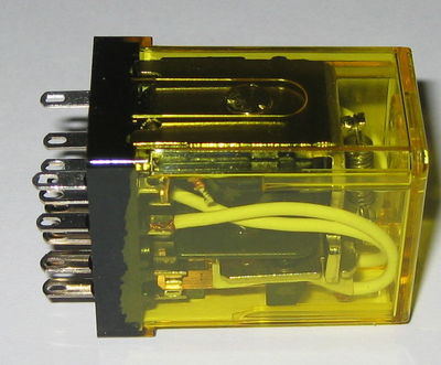 Relays - 4 Pole Relay